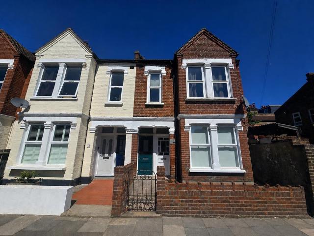 Apartment at Inglemere Road, Greater London