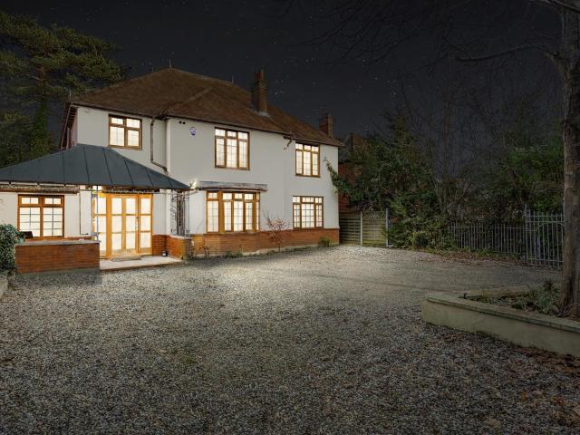 Apartment at Ingrave Road, Brentwood