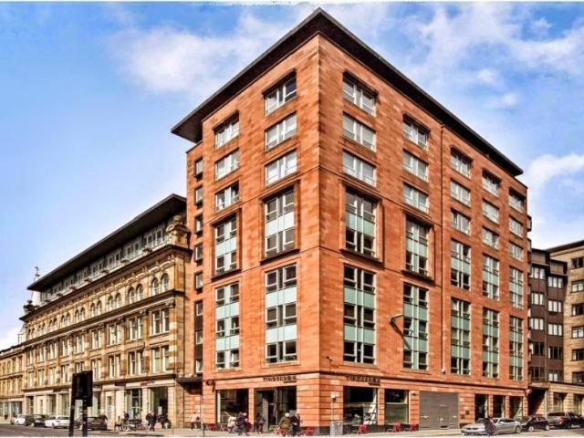 Apartment at Ingram Street, Glasgow