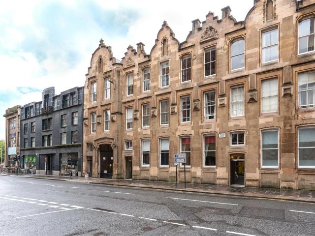 Apartment at Ingram Street, Glasgow