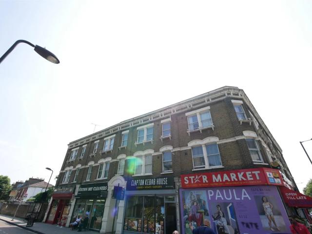 Apartment at Ickburgh Road, Greater London