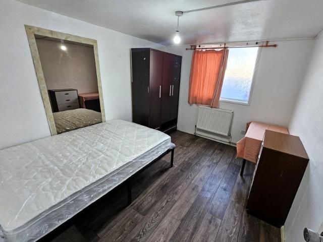 Apartment at Ida Road, Greater London