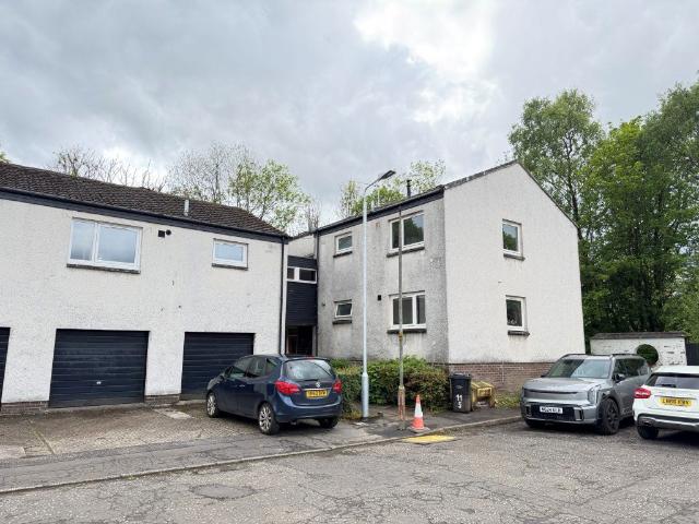 Apartment at Iddesleigh Avenue, Milngavie