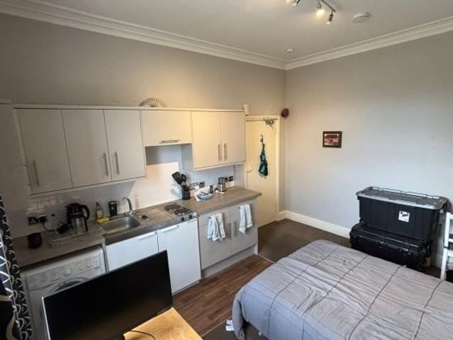 Apartment at Iffley Road, Oxford