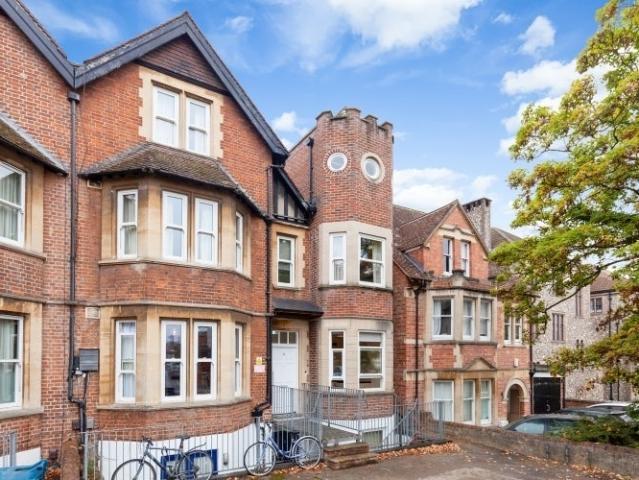 Apartment at Iffley Road, Oxford