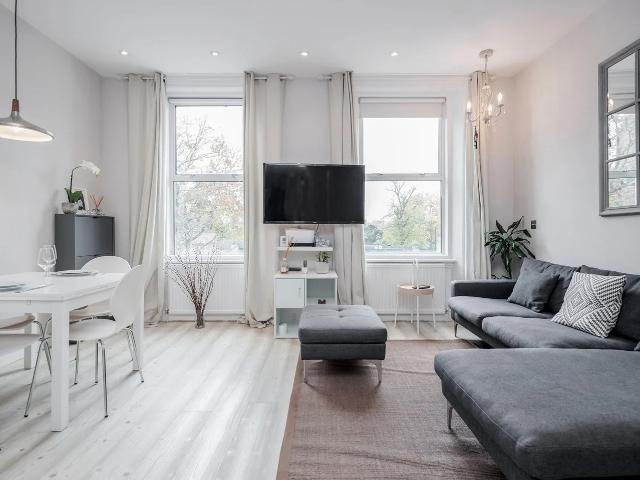 Apartment at Ifield Road, Greater London