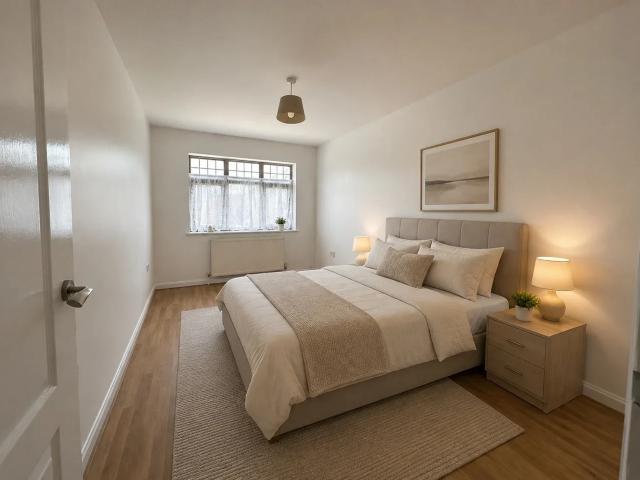 Apartment at Irvon Hill Road, Wickford
