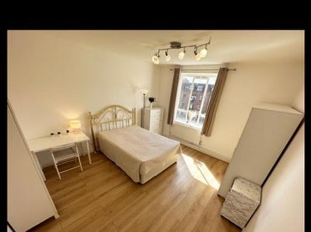 Apartment at Iron Mill Road, Greater London