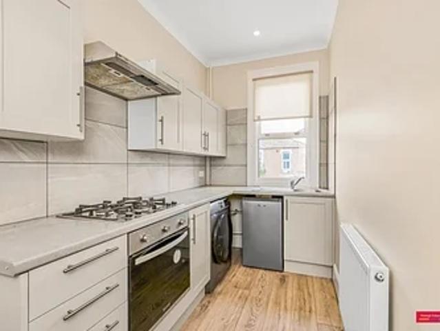 Apartment at Ivydale Road, Greater London