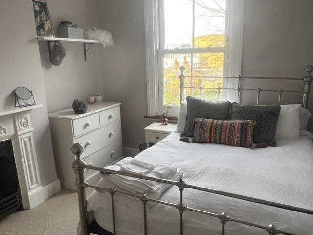 Apartment at Iveley Road, Greater London