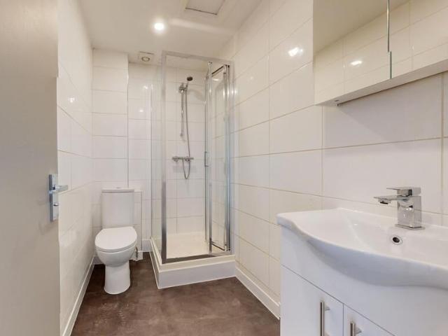 Apartment at Iverson Road, Greater London