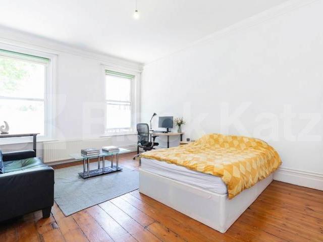 Apartment at Iverson Road, Greater London