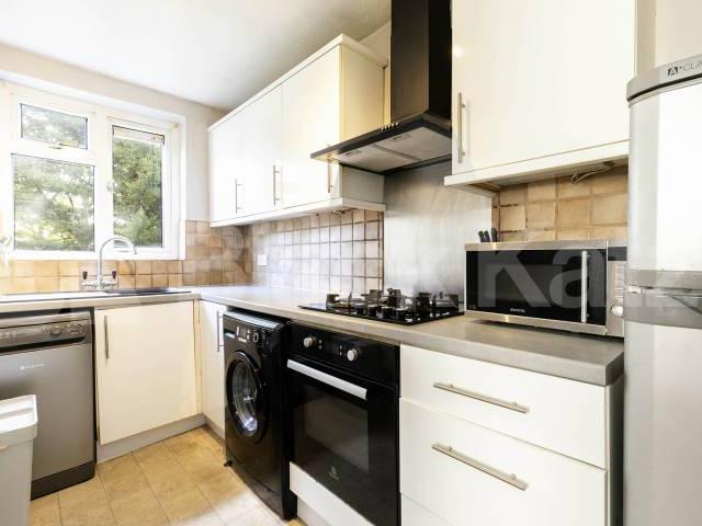 Apartment at Iverson Road, Greater London