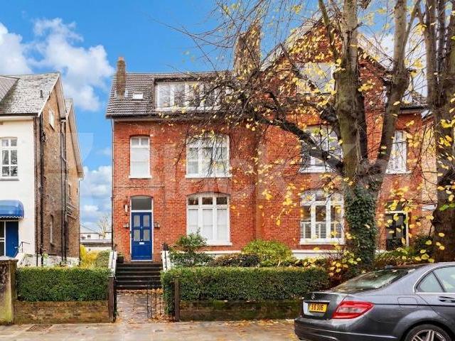 Apartment at Iverson Road, Greater London