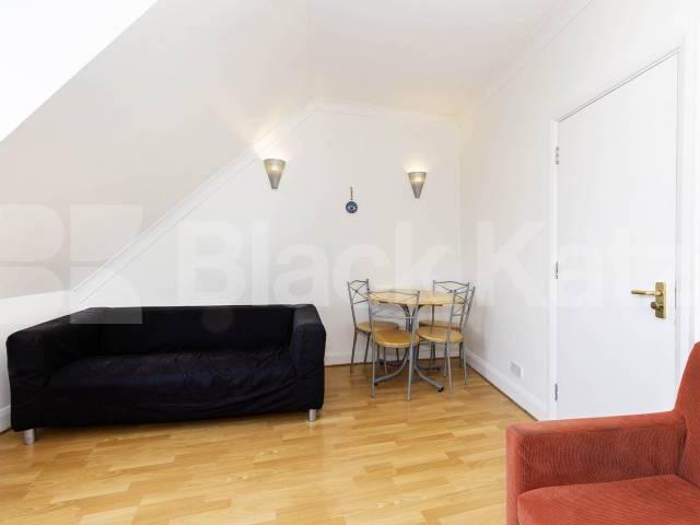 Apartment at Iverson Road, Greater London