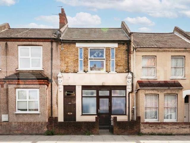 Apartment at Iverson Road, Greater London