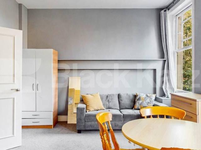 Apartment at Iverson Road, Greater London
