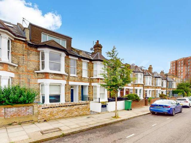 Apartment at Iverson Road, Greater London