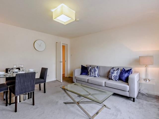Apartment at Ixworth Place, Greater London