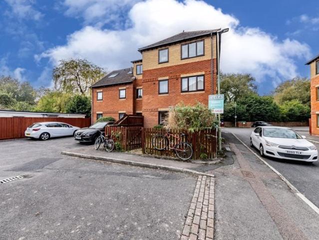 Apartment at John Towle Close, Oxford