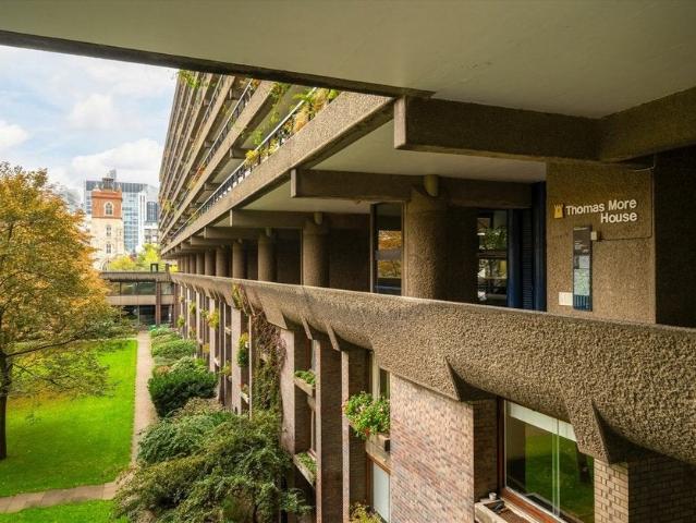 Apartment at John Wesley Highwalk, City of London