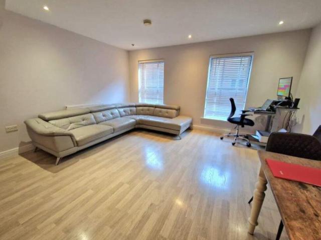 Apartment at John Street, Luton