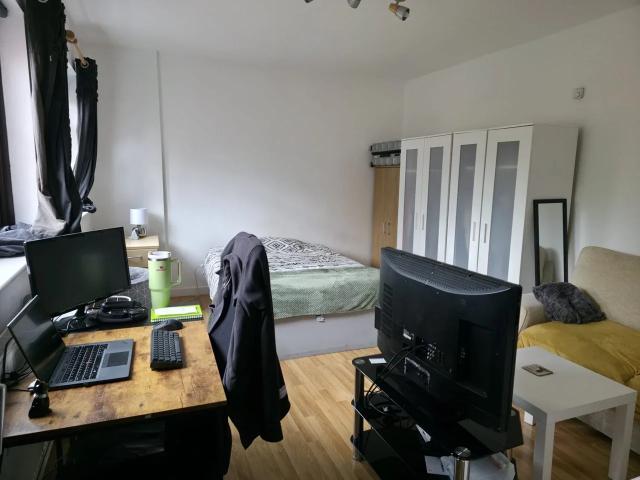 Apartment at Johns Close, Manchester