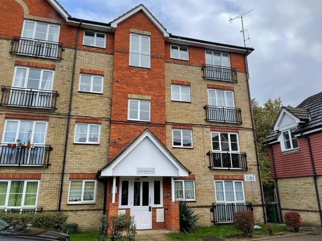 Apartment at Joseph Hardcastle Close, Greater London