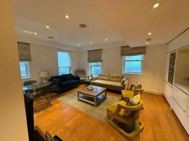 Apartment at James Street, City of Westminster