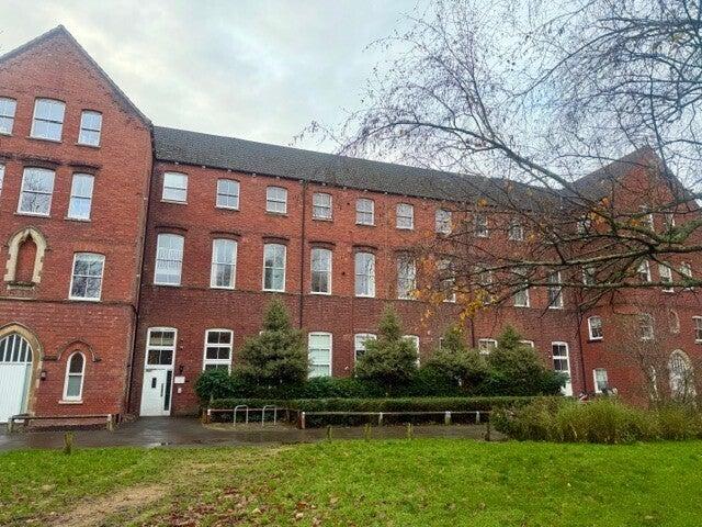 Apartment at James Weld Close, Southampton