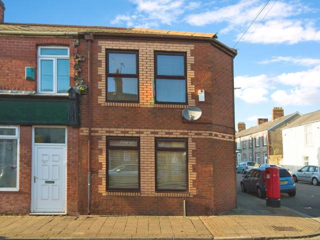 Apartment at Janet Street, Cardiff