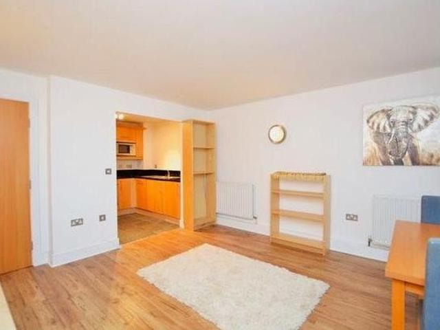 Apartment at Janet Street, Greater London