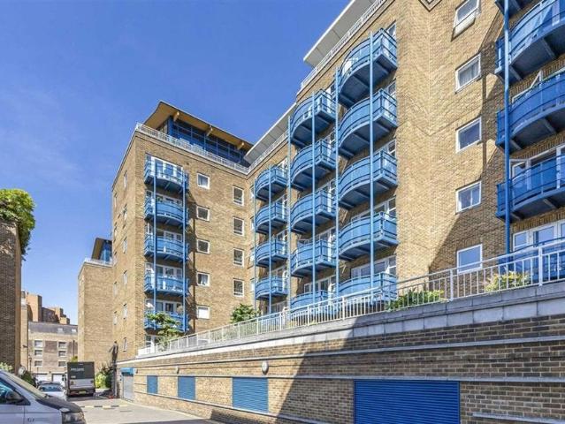 Apartment at Jardine Road, Greater London