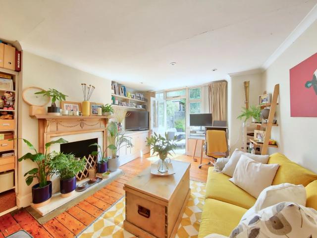 Apartment at Jeypore Road, Greater London