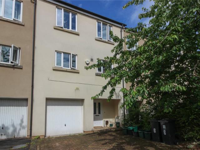Apartment at Jekyll Close, Bristol