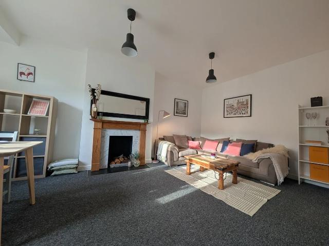 Apartment at Jersey Road, Greater London