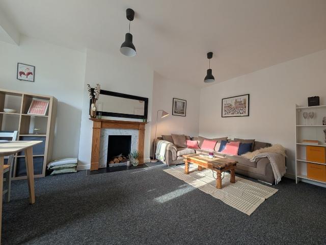 Apartment at Jersey Road, Greater London