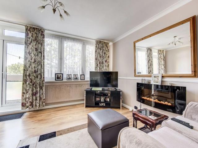 Apartment at Jervis Road, Greater London