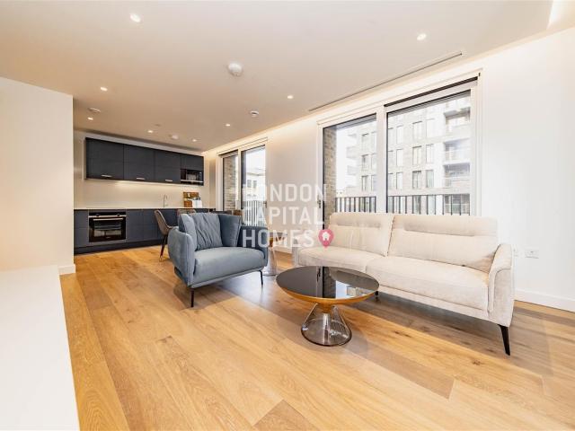 Apartment at Jubilee Walk, London