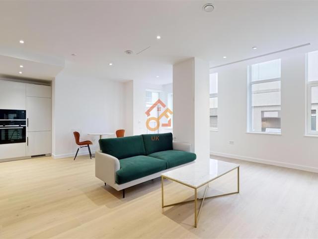 Apartment at Jubilee Walk, London