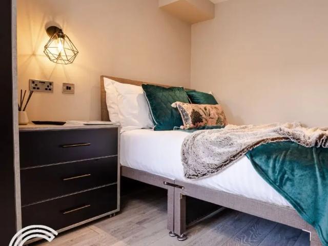 Apartment at Jubilee Drive, Liverpool