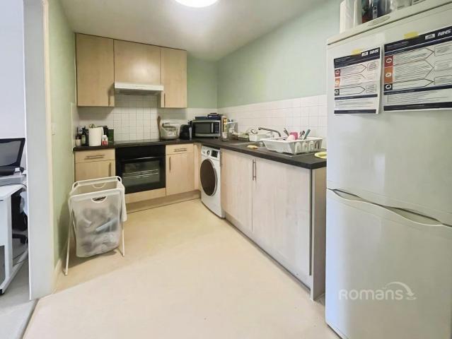 Apartment at Jubilee Hall Road, Rushmoor