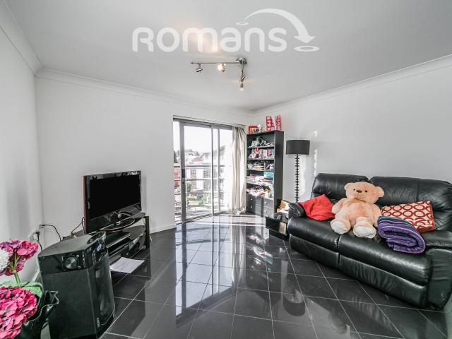 Apartment at Jubilee Square, Reading