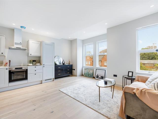 Apartment at Julian Avenue, Greater London