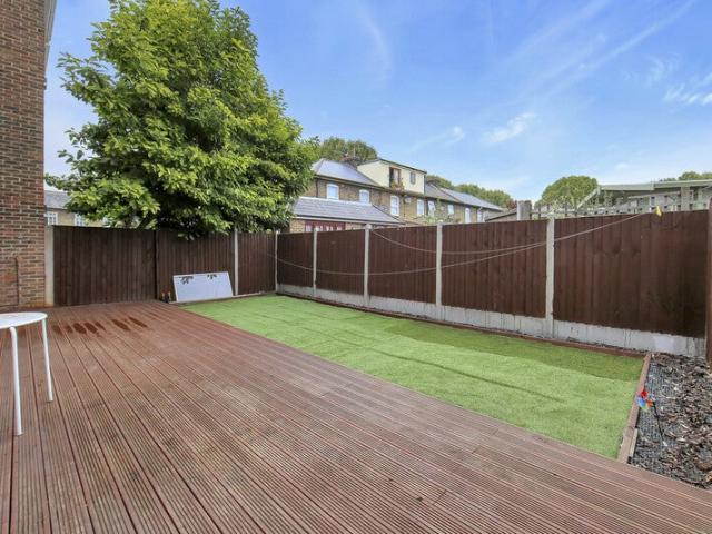 Apartment at Julian Place, Greater London