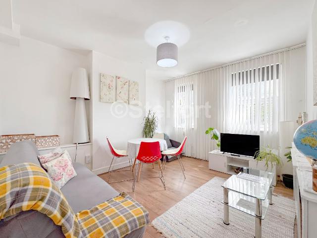 Apartment at Junction Road, Greater London