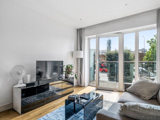 Apartment at Juniper Drive, Greater London
