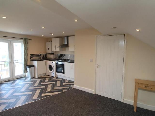 Apartment at Ombersley Road, Newport