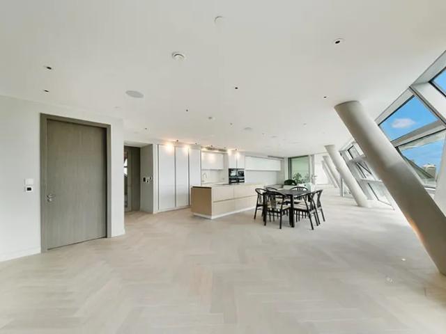 Apartment at Ontario Street, Greater London