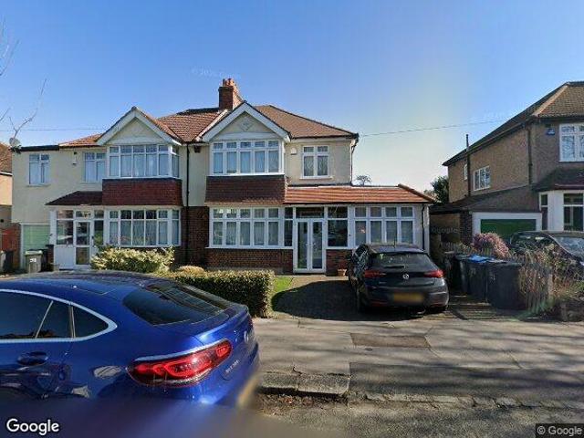 House at Oak Avenue, Greater London